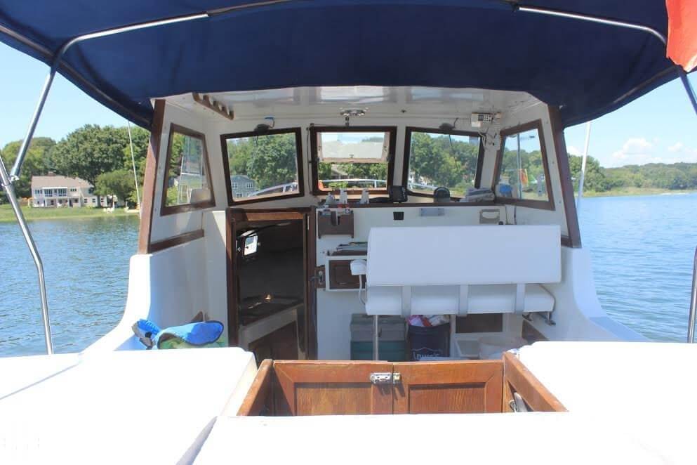 1987 Albin Yachts 27 Power boat for Sale in Setauket, NY