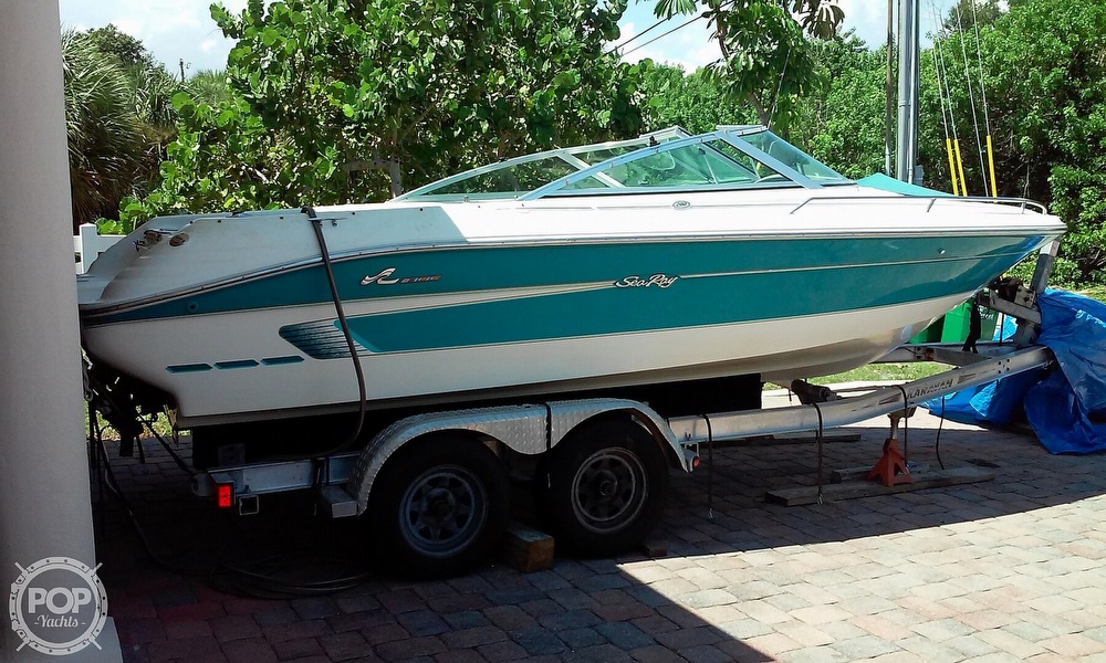 1995 Sea Ray Signature 200 Power boat for Sale in Melbourne, FL