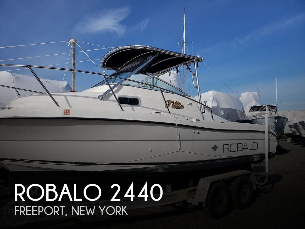 2000 Robalo 2440 Power boat for Sale in Freeport, NY