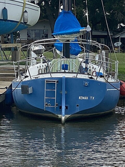 1982 Freedom Yachts 33 Sailboat for Sale in Lake Arthur, LA