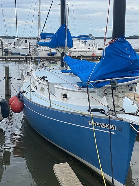 1982 Freedom Yachts 33 Sailboat for Sale in Lake Arthur, LA