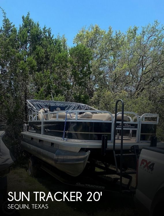 2020 20 foot Sun Tracker Bass Buggy Pontoon Boat for Sale in Canyon ...