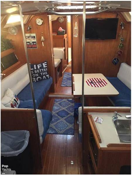 1986 Hunter 45 Legend Sailboat for Sale in Warwick, RI