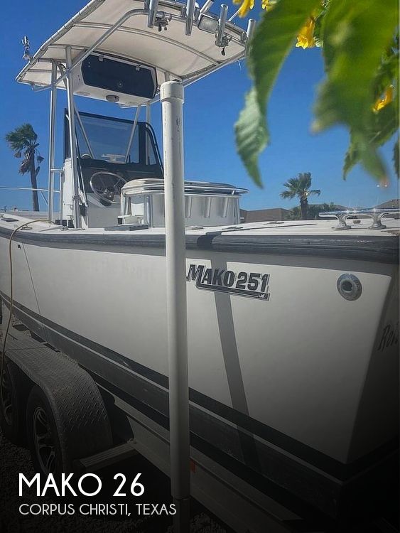 1996 Mako 26 Power boat for Sale in Crp Christi, TX