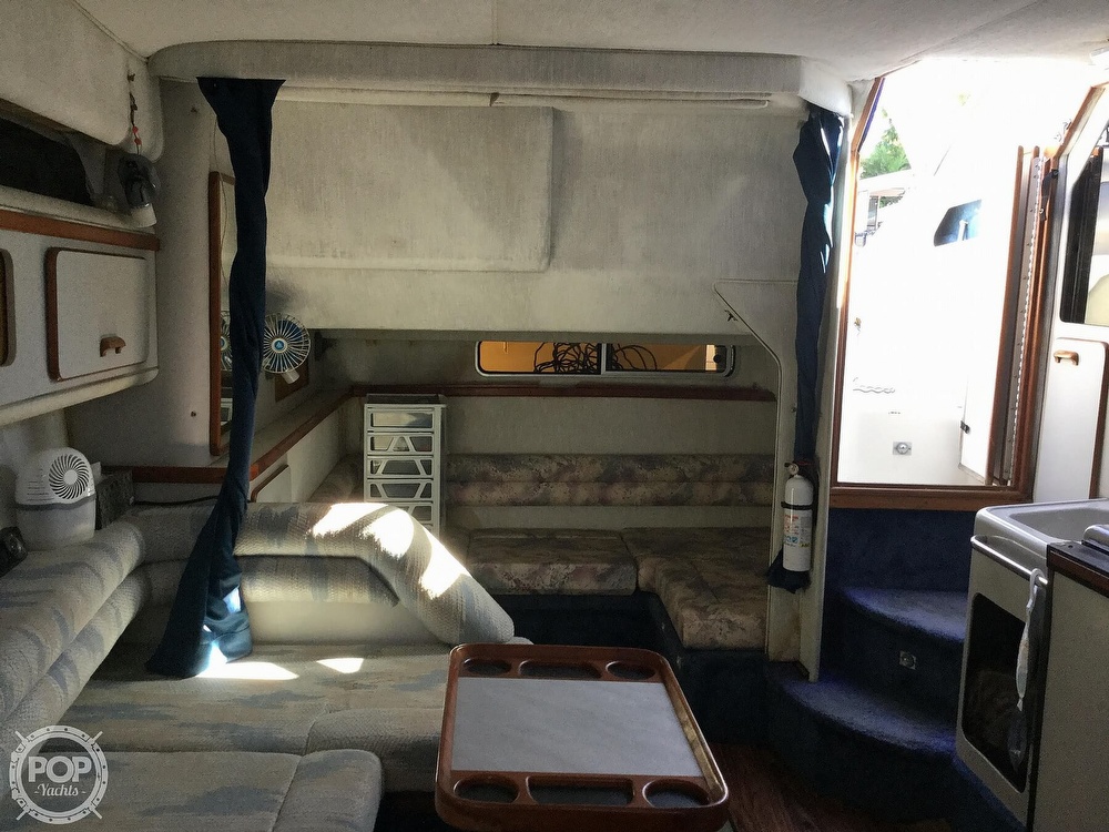1990 36 foot Sea Ray Sundancer Power boat for Sale in Madeira Beach, FL