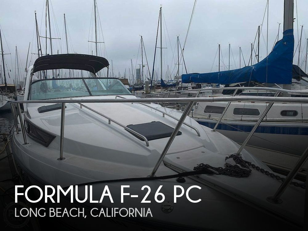 1989 Formula 30 Power boat for Sale in Long Beach, CA