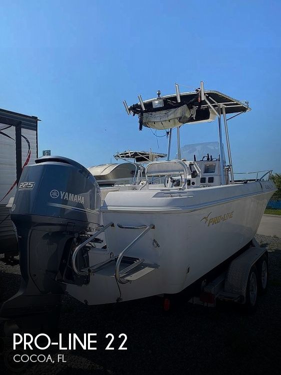 2001 Pro-Line 22 Power boat for Sale in Cocoa, FL