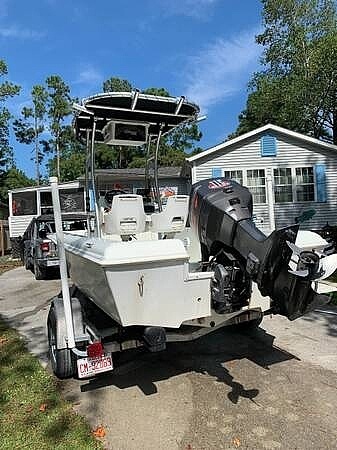 1999 Sailfish 198CC Power boat for Sale in Hampstead, NC