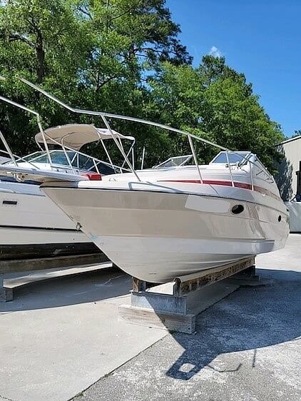 1990 Maxum 2500 SCR Power boat for Sale in Litchfield, SC