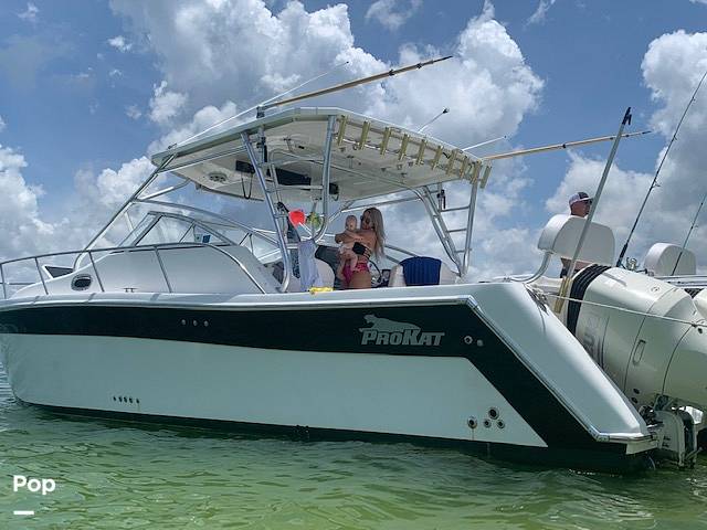 2008 ProKat 3660 Express Power boat for Sale in New Prt Rchy, FL