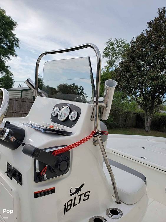 2021 Mako 18 LTS Power boat for Sale in Hilliard, FL