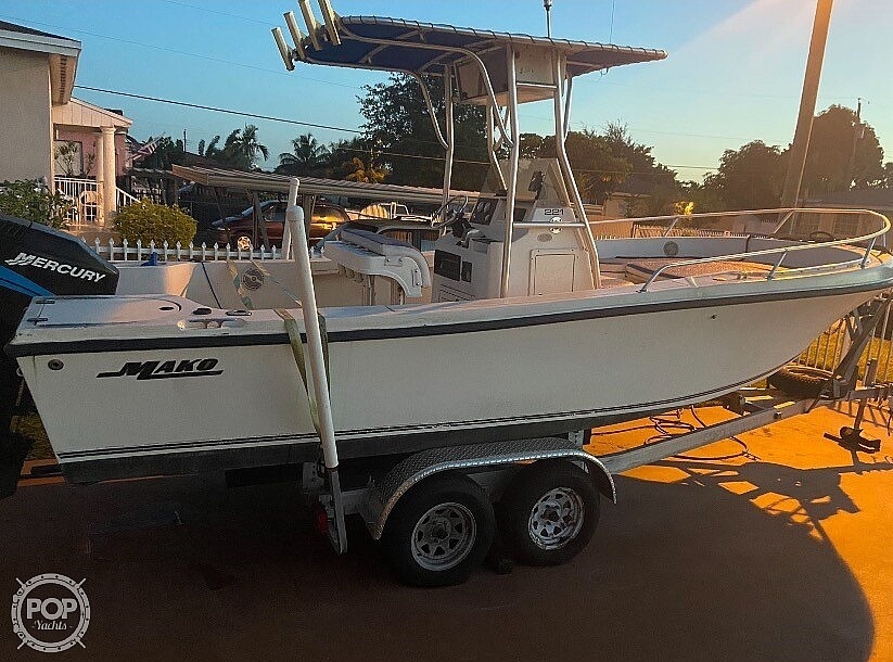 2001 Mako 21 Power boat for Sale in Hialeah, FL