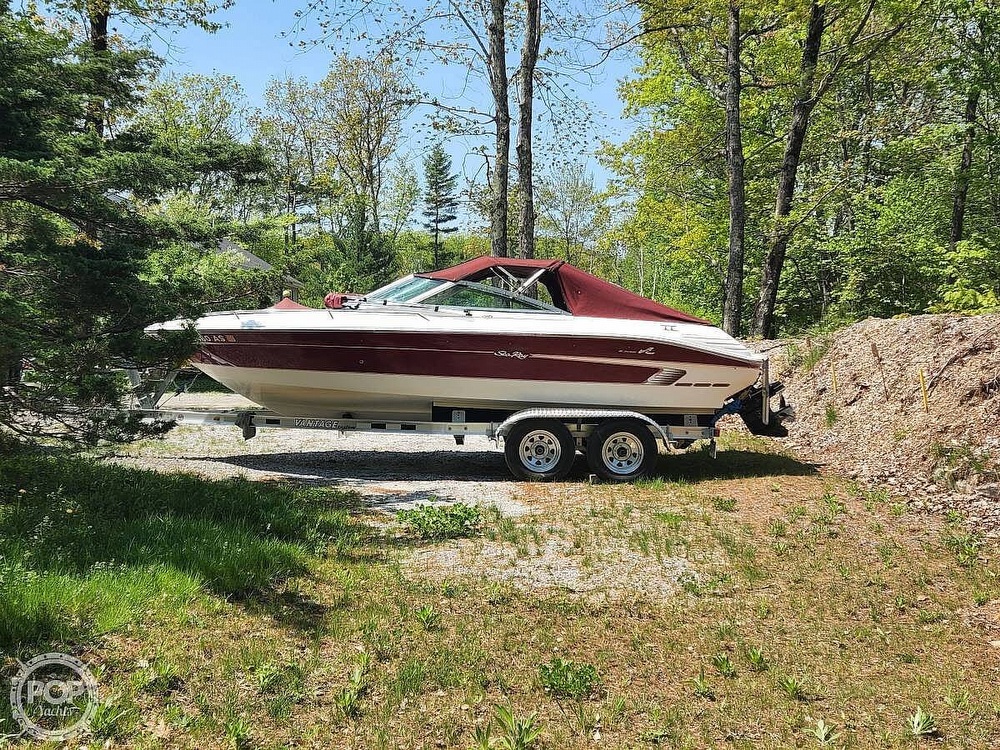 1994 Sea Ray Signature Series 200 Power boat for Sale in Meredith, NH