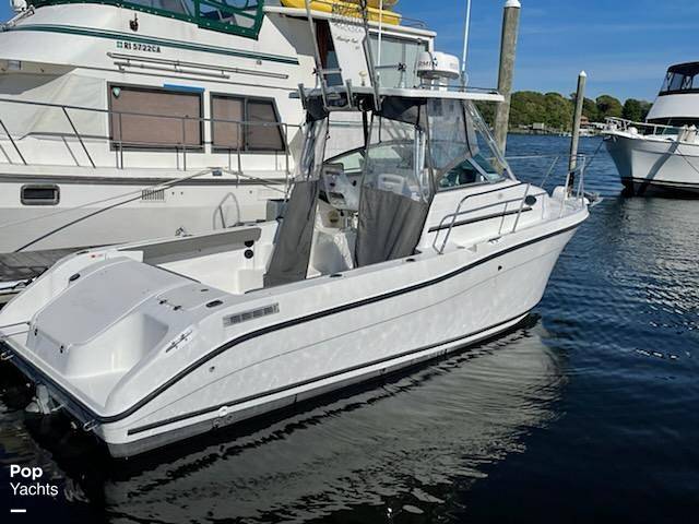 2002 Seaswirl 26 Power boat for Sale in Narragansett, RI