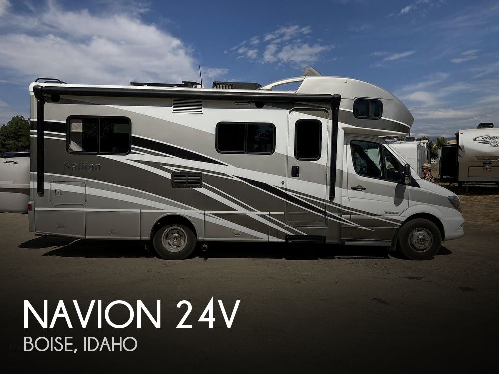 2018 Winnebago Navion 24V for sale - id:231083