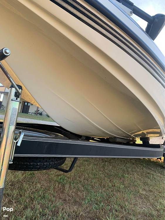 2012 Skeeter sl210 Power boat for Sale in Murchison, TX