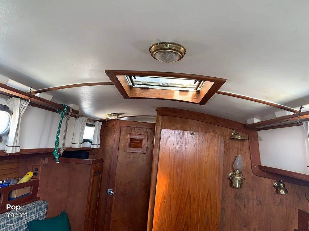 1986 Cape Dory 32 Sailboat for Sale in Brooklyn, NY