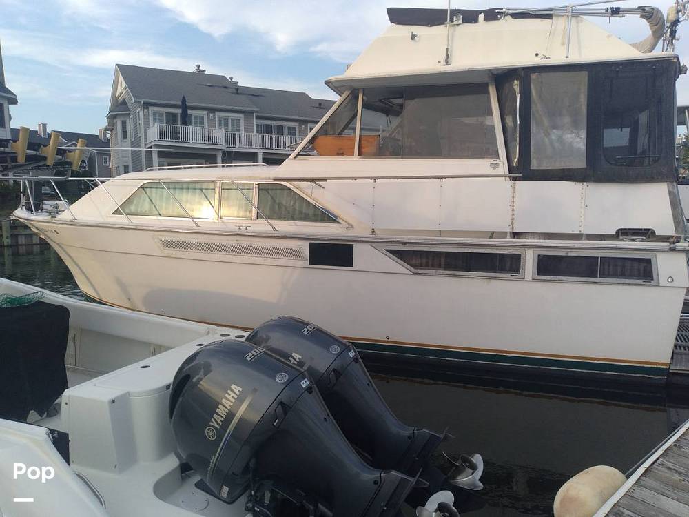 1978 Pacemaker 40 Power boat for Sale in Freeport, NY